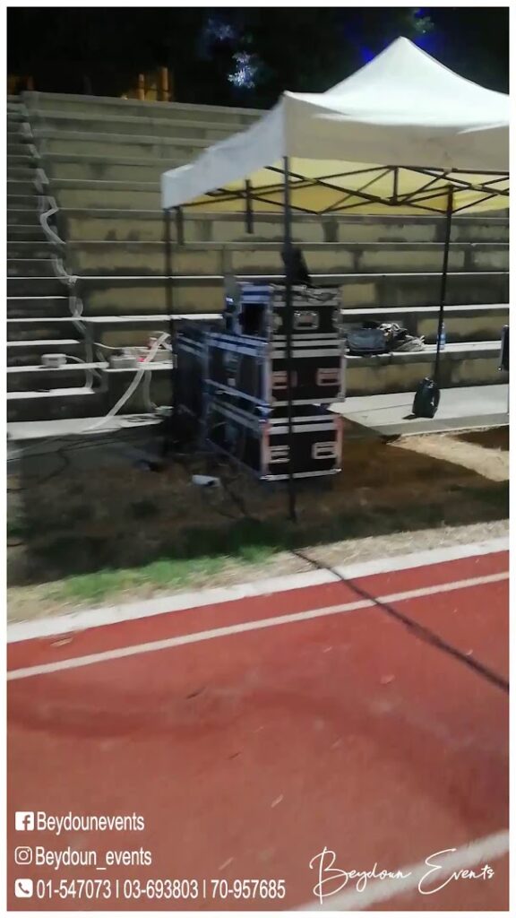 Beydoun Chairs كراسي بيضون: Captivating Wedding Photobooth Experience