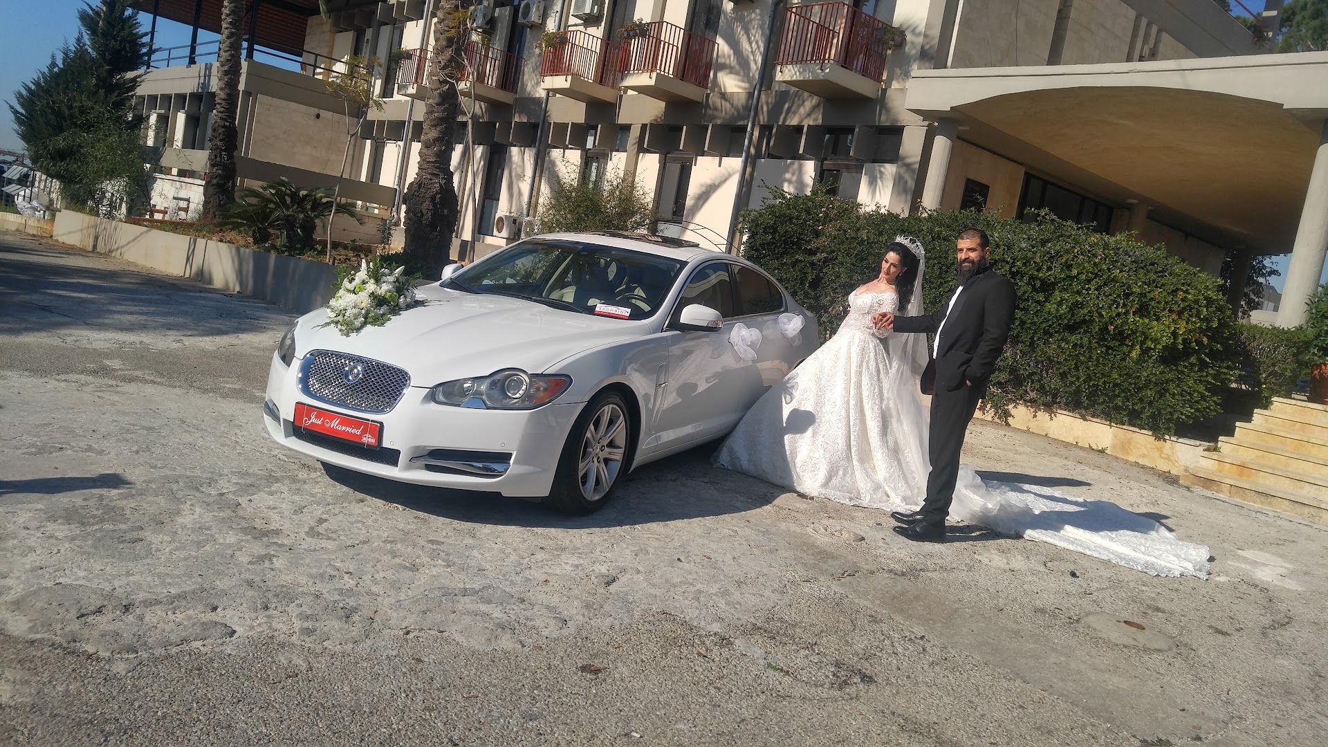 Exquisite Saghbini Wedding Cars: Unforgettable Luxury